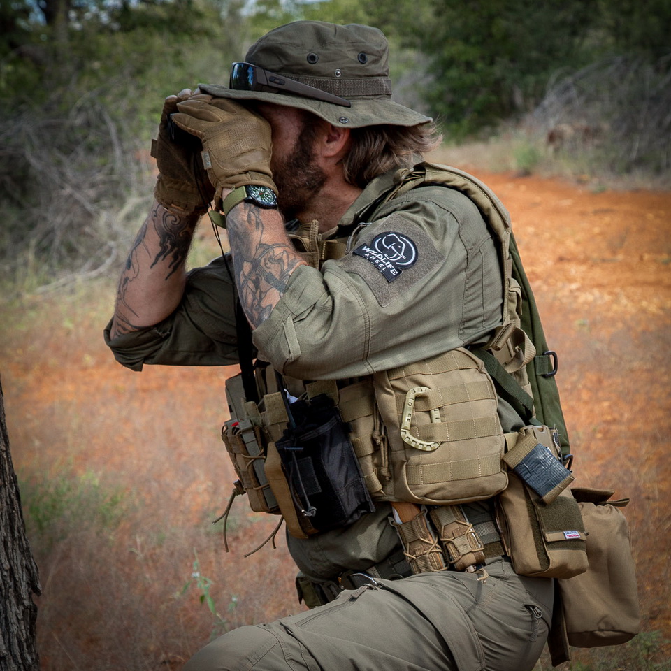 Bush hoed met memory wire - Ultrasstuff Webshop